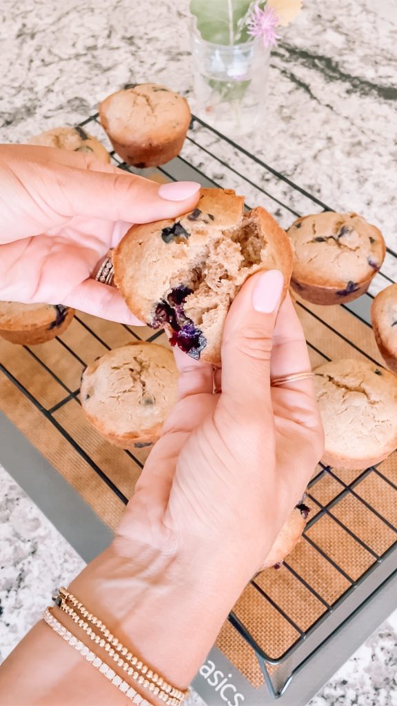 Gluten Free Blueberry Banana Muffins - Everyday Chiffon